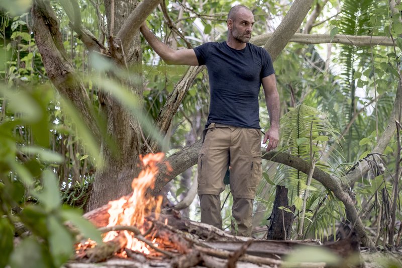 Ed Stafford: Das Survival-Duell S01E05: Palau: Ed vs. Cat Bigney (Palau ...