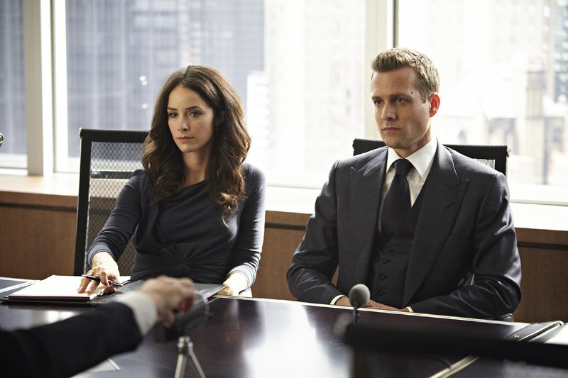 Suits (US) S03E10: Paare und Partner (Stay) – fernsehserien.de