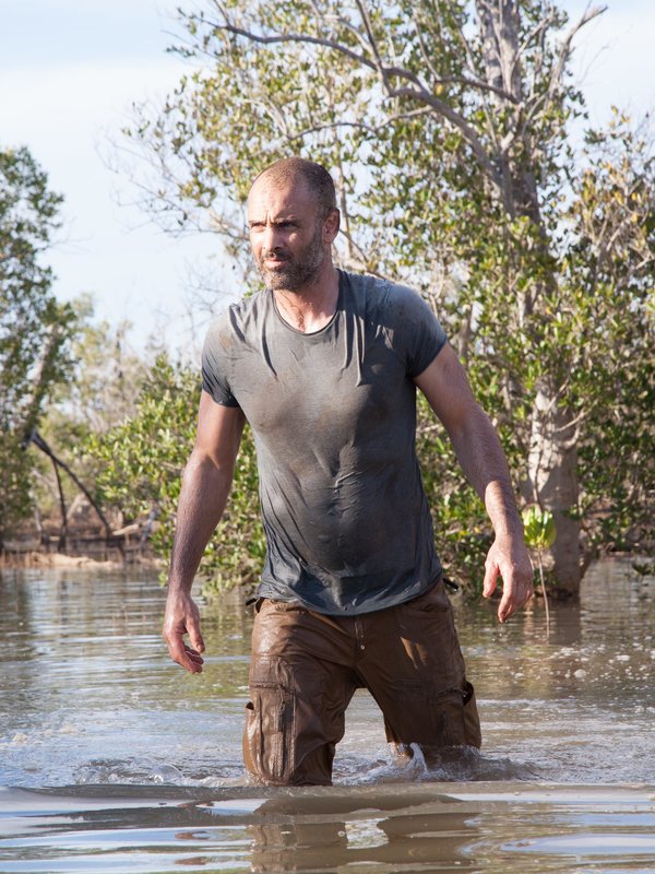 Ed Stafford: Allein gegen die Wildnis Staffel 1 Episodenguide ...
