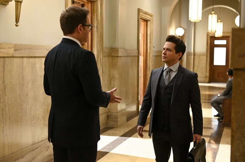 Bull (2016) S03E12: Haarspaltereien (Split Hairs) – fernsehserien.de