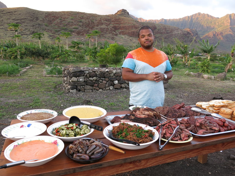 Man Fire Food – Barbecue Roadtrip durch die USA Staffel 2 Episodenguide ...