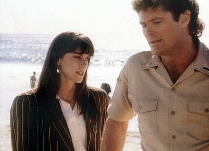 Baywatch S01E01: Pilot – Teil 1 (Panic At Malibu Pier – Part 1 ...