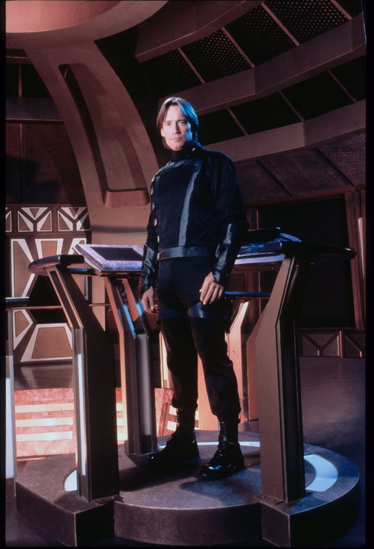 Gene Roddenberrys Andromeda S01E09: Planet der Verdammten (Rose In The ...