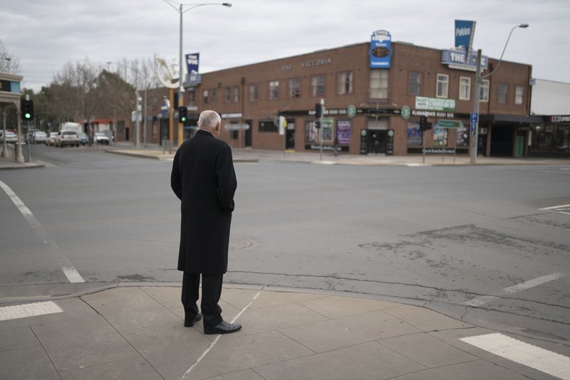 Ron Iddles – Cop aus Leidenschaft S01E01: Michelle Buckingham (Michelle ...