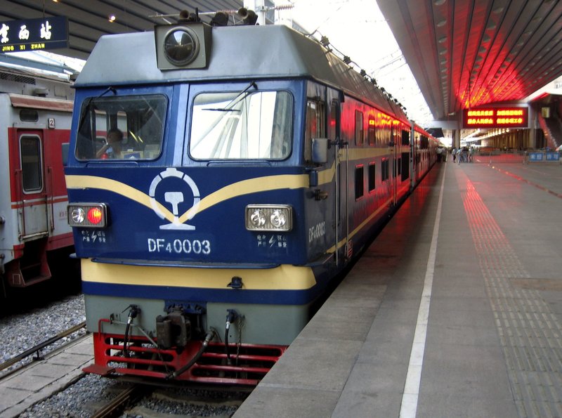 Eisenbahn-Romantik 587: Peking-Express – Zugreise durch China an den ...