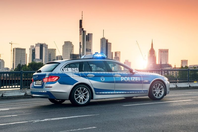 Stopp, Polizei! Staffel 1 Episodenguide – fernsehserien.de