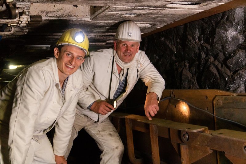 Checker Julian S03E01: Der Bergwerk-Check – fernsehserien.de