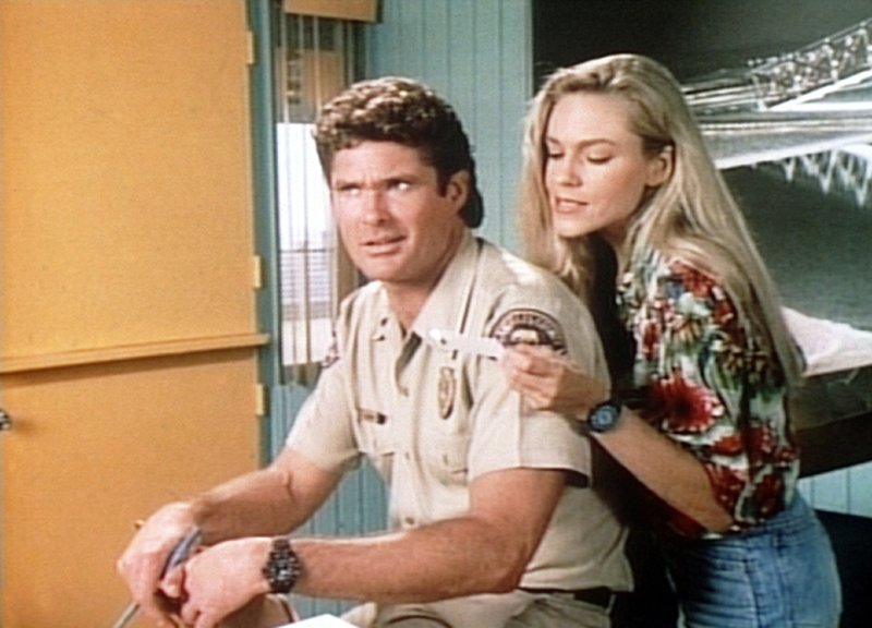 Baywatch S01E08: Mord durch Ertrinken (The Drowning Pool ...