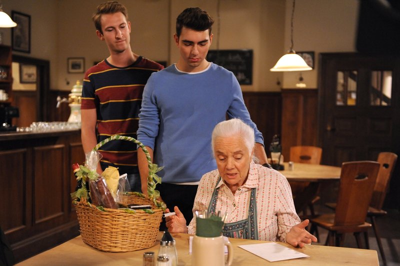 Dahoam is Dahoam (DiD) 2408: Stillschweigen – fernsehserien.de