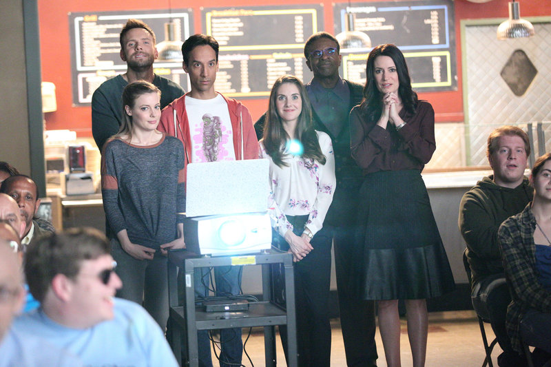 Community S06E08: Einführung ins Filmrecycling (Intro To Recycled ...