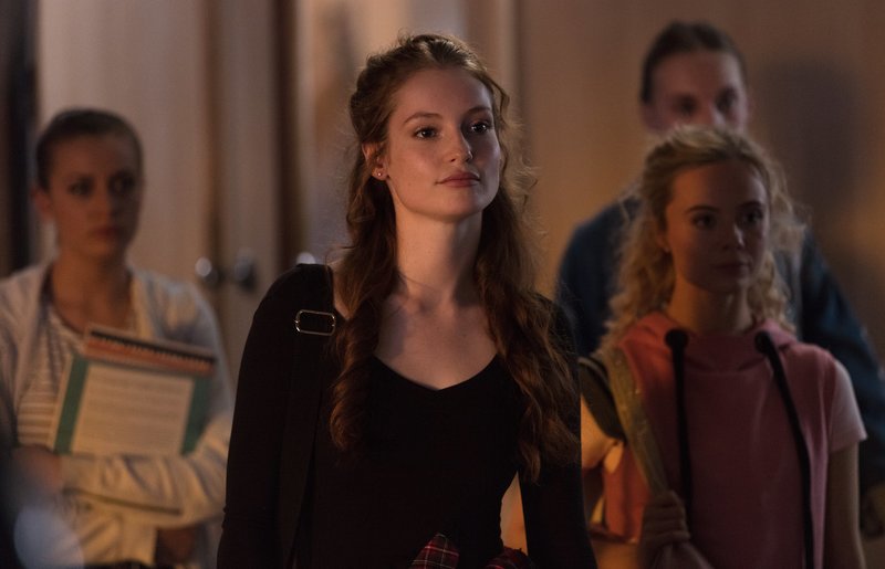 Find Me in Paris S02E10: Rivalinnen für immer (New Kids On The BLOK ...