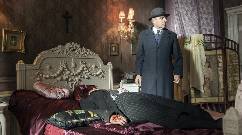 Maigret (2016) S02E01: Die Nacht an der Kreuzung (Maigret’s Night At ...