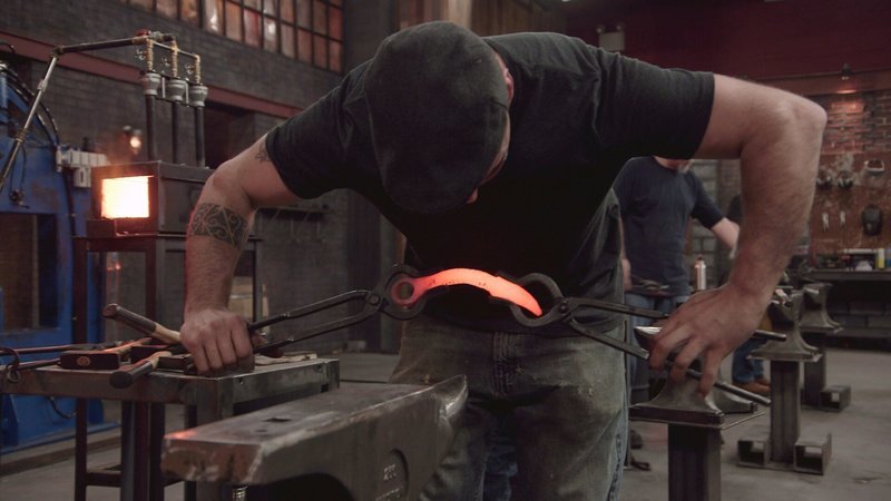Forged in Fire – Wettkampf der Schmiede S04E04: Das Makraka (Makraka ...