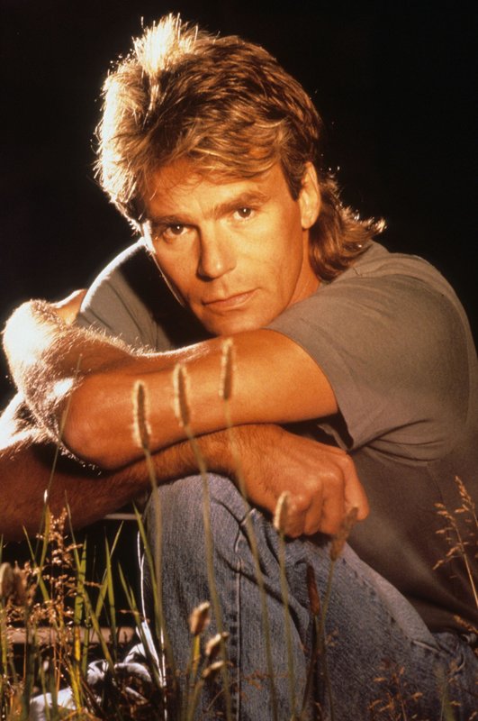 MacGyver (1985) S04E04: Raketen für die Rebellen (On A Wing And A ...