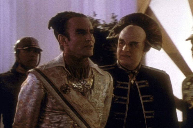 Babylon 5 S04E04: Das Monster auf dem Thron (Falling Toward Apotheosis ...