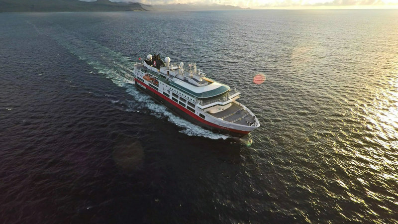 Superschiffe (2008) S09E06: MS Fram – Kreuzfahrt ins Packeis (Fram ...