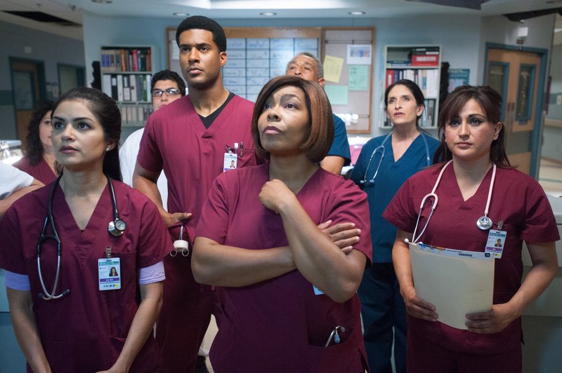 The Night Shift S02E14: Vor dem Morgengrauen (Darkest Before Dawn ...