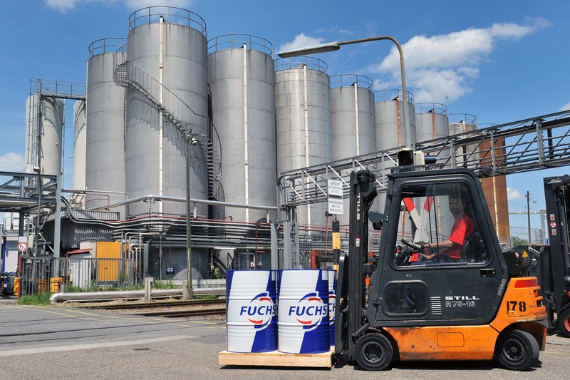 made in Südwest 48: Die Ölprinzen – Die Firma Fuchs Petrolub aus ...