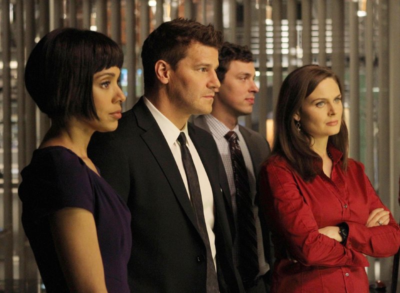 Bones – Die Knochenjägerin S08E09: Nach dem Tod und vor dem Frieden ...