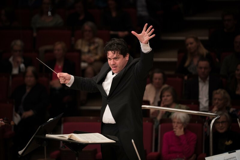 Le Sacre du Printemps – fernsehserien.de