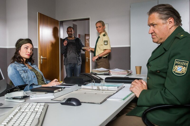 Hubert und/ ohne Staller S03E01: Der Tod hat 1.000 Stacheln ...