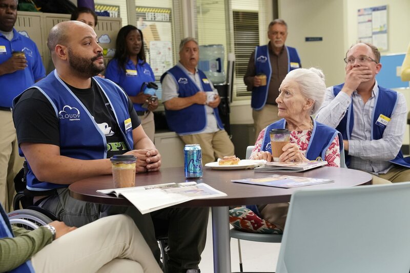 Superstore S03E02: Brett, oh Brett (Brett’s Dead) – fernsehserien.de