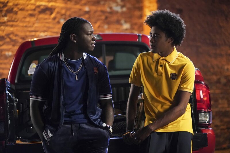 Legacies S02E01: Zwischen Dunkelheit und Hoffnung (I’ll Never Give Up ...