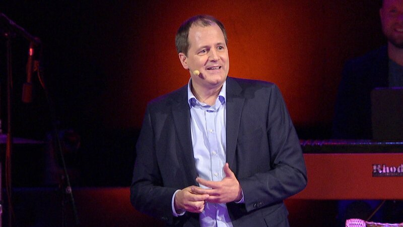 Kabarett unter Sternen: Tafelrunde-Open-Air – fernsehserien.de