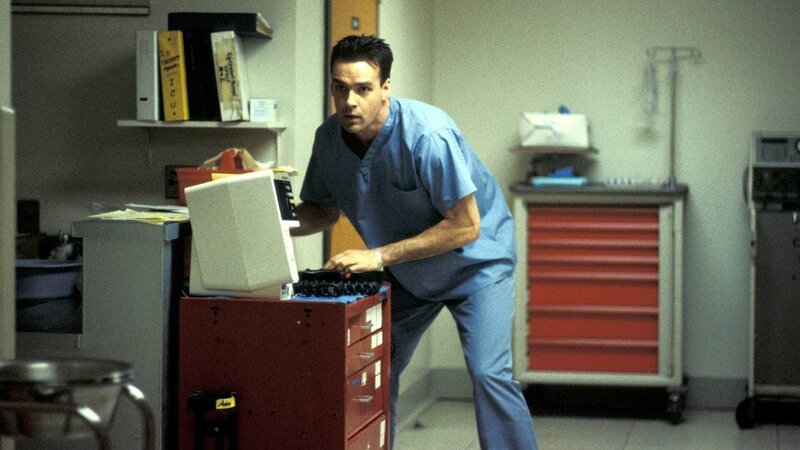 J.A.G. – Im Auftrag der Ehre S02E13: Terror im OP (Code Blue ...