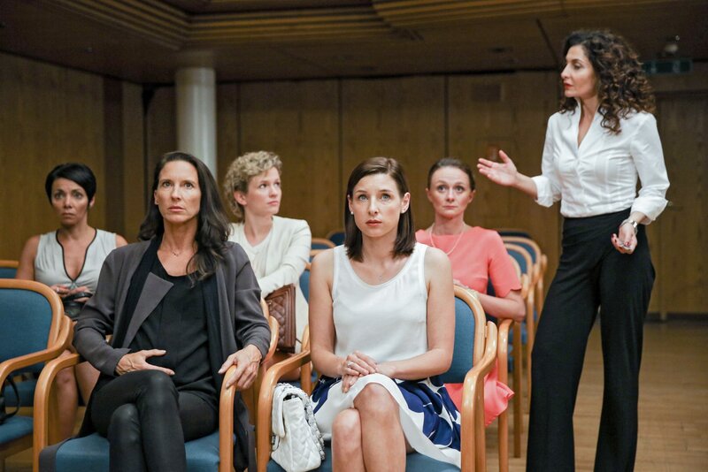 Vorstadtweiber S01E10: Schluss mit Lustig – fernsehserien.de