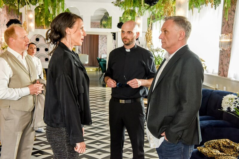 Vorstadtweiber S06E11: Folge 61 – fernsehserien.de