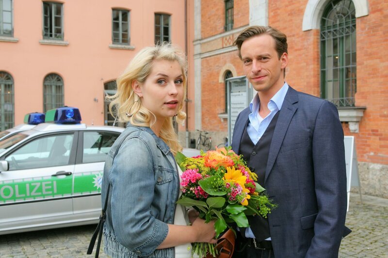 Die Rosenheim-Cops S15E24: Bergab in den Tod – fernsehserien.de