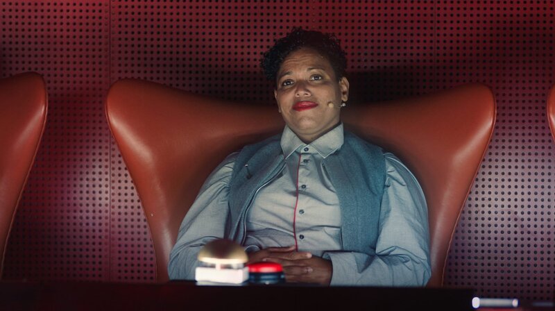 The Face – Der Club der hässlichen Kinder S01E01: The Face (The Face ...