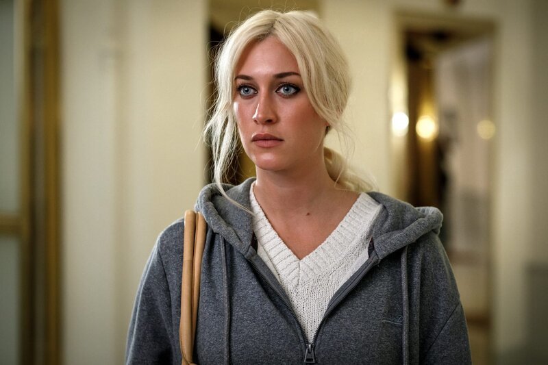Blinded S02E01: Easy (Avsnitt 1) – fernsehserien.de