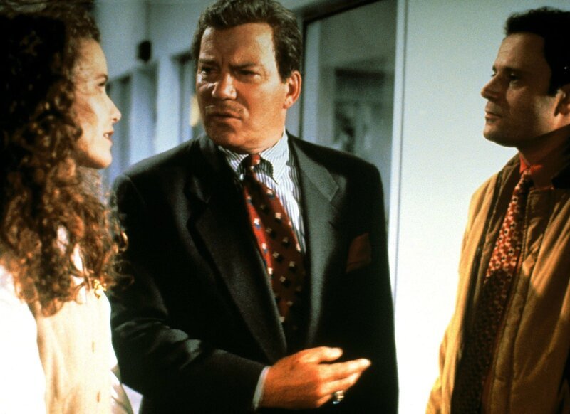 Columbo S10E08: Todesschüsse auf dem Anrufbeantworter (Butterfly In ...