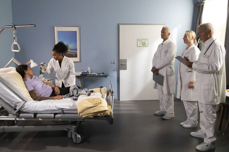 Alles was zählt (AWZ) 4036: Imani stellt sich ihrer Prüfung vor Dr ...