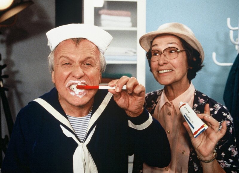 Fast ’ne Familie 46: Werbe-Spott – fernsehserien.de