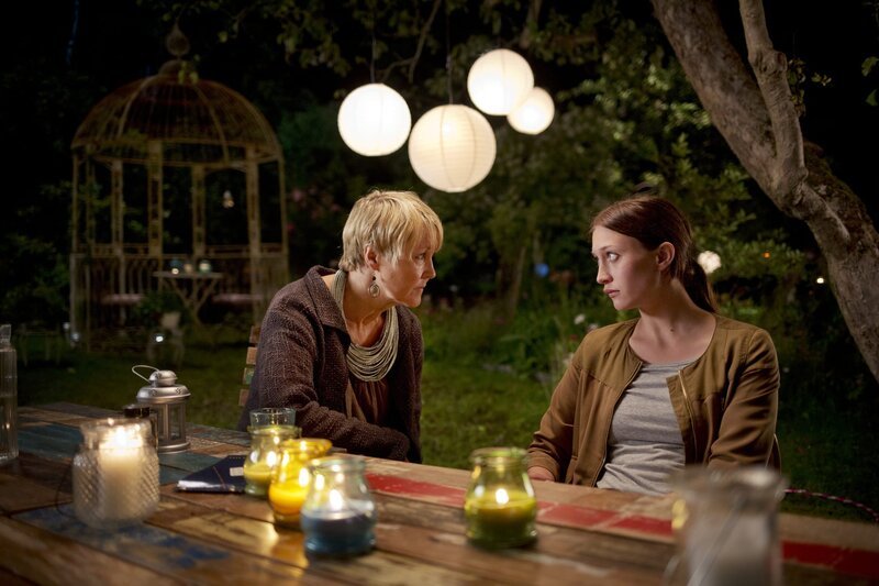 Springflut S01E04: Erdrückender Beweis – fernsehserien.de