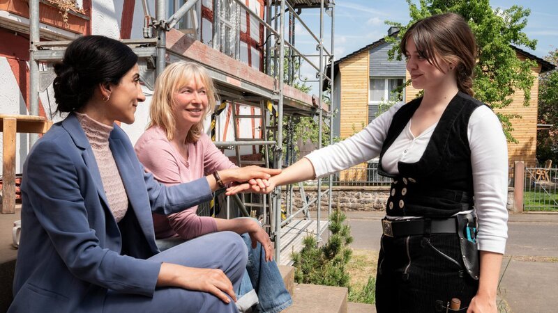 Unterm Apfelbaum bisher 2 Folgen Episodenguide – fernsehserien.de