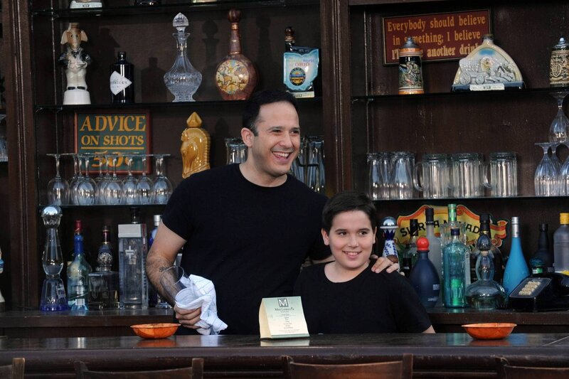 How I Met Your Mother (HIMYM) S09E21: Gary Blauman (Gary Blauman ...