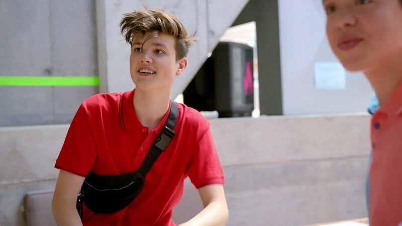 Spotlight (2016) S05E12: Der falsche Hase – fernsehserien.de