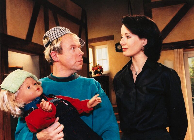 Fertig lustig S01E09: Nachwuchs – fernsehserien.de