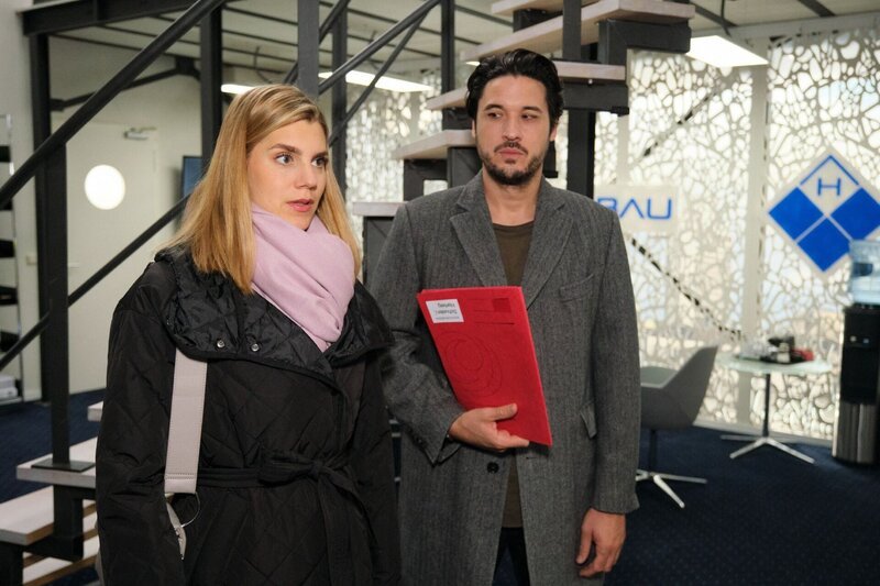 Unter uns (UU) 7024: Jakob ist kurz davor, sein Herz an Stella zu ...