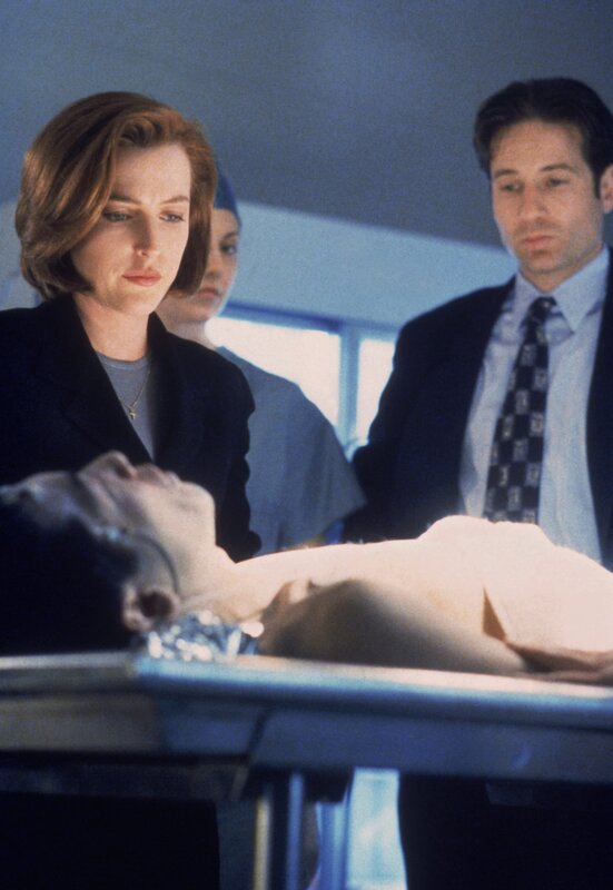 Akte X S04E19: Rückkehr aus der Zukunft (Synchrony) – fernsehserien.de