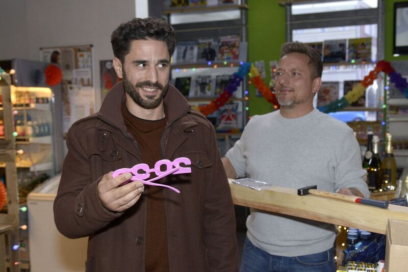 Gute Zeiten, schlechte Zeiten (GZSZ) 7672: Michi plant im Kiezkauf eine ...