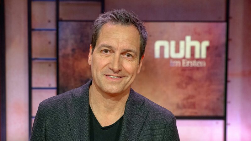 Elegantes Dieter Nuhr Jahresrckblick 2022 Bild