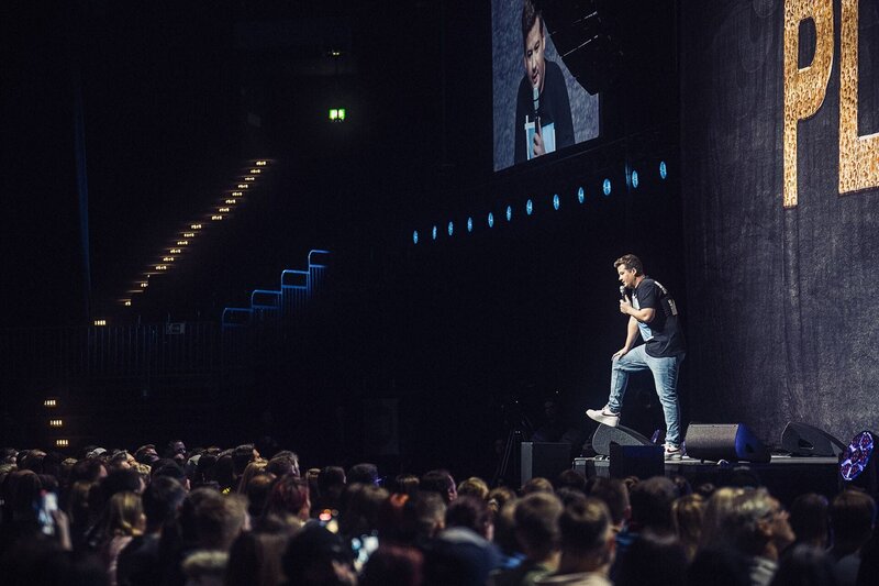 Chris Tall live! 03: Schönheit braucht Platz – fernsehserien.de