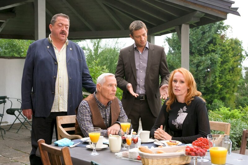 Die Rosenheim-Cops S13E08: Gefährliche Affären – fernsehserien.de