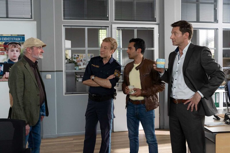 Die Rosenheim-Cops S22E18: Mord in letzter Instanz – fernsehserien.de