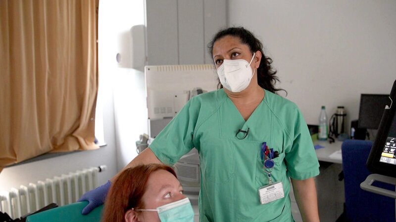 Mensch Retter – Jede Sekunde zählt S03E01: Sanitäter und Notärzte im ...